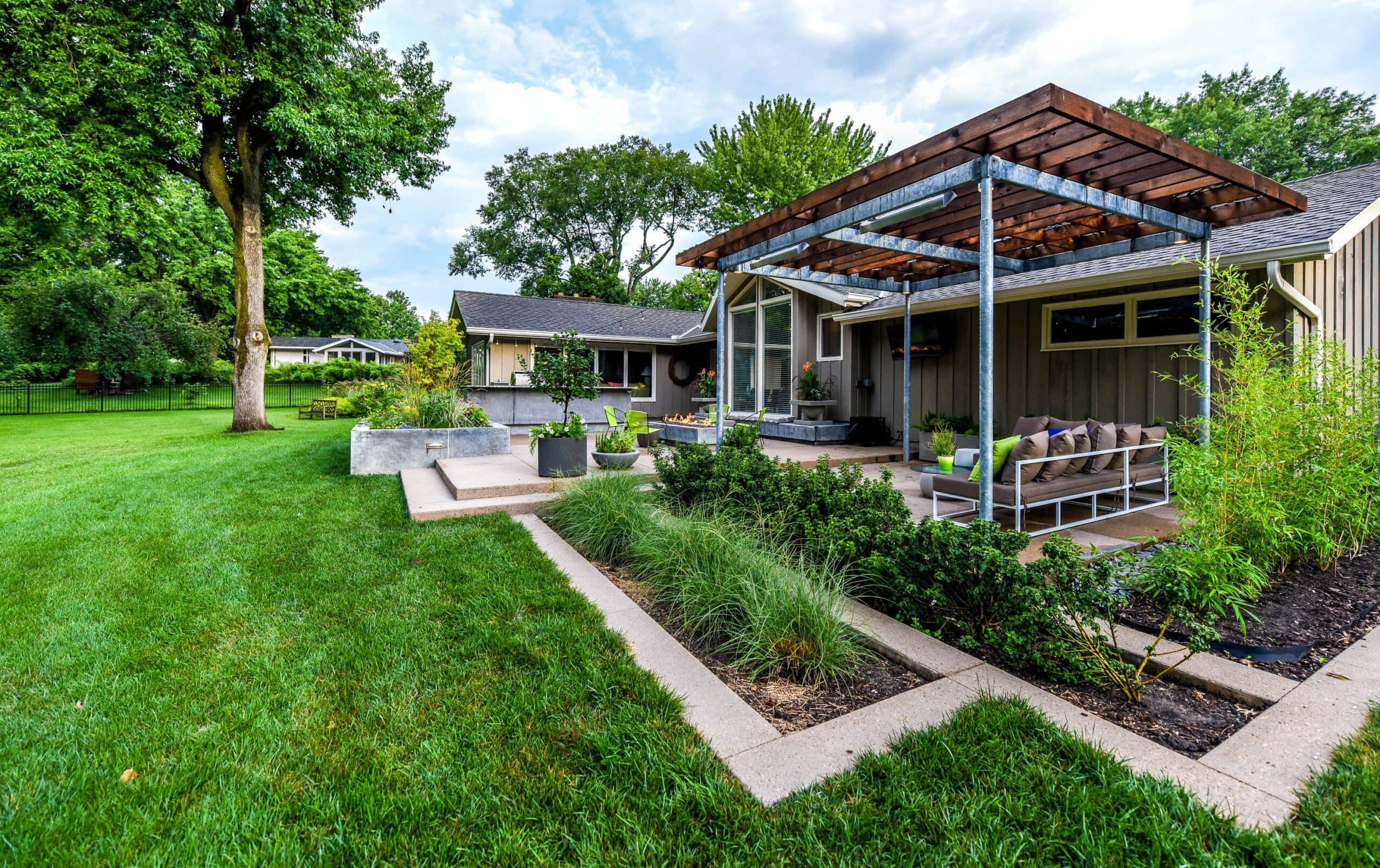 Garden Oasis – Prairie Village Landscape Design - LORAX Design Group